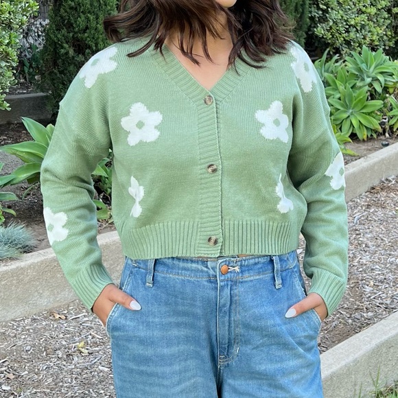 Love Tree | Sweaters | Cardigan Sweater Oversized Boxy Floral Waist ...